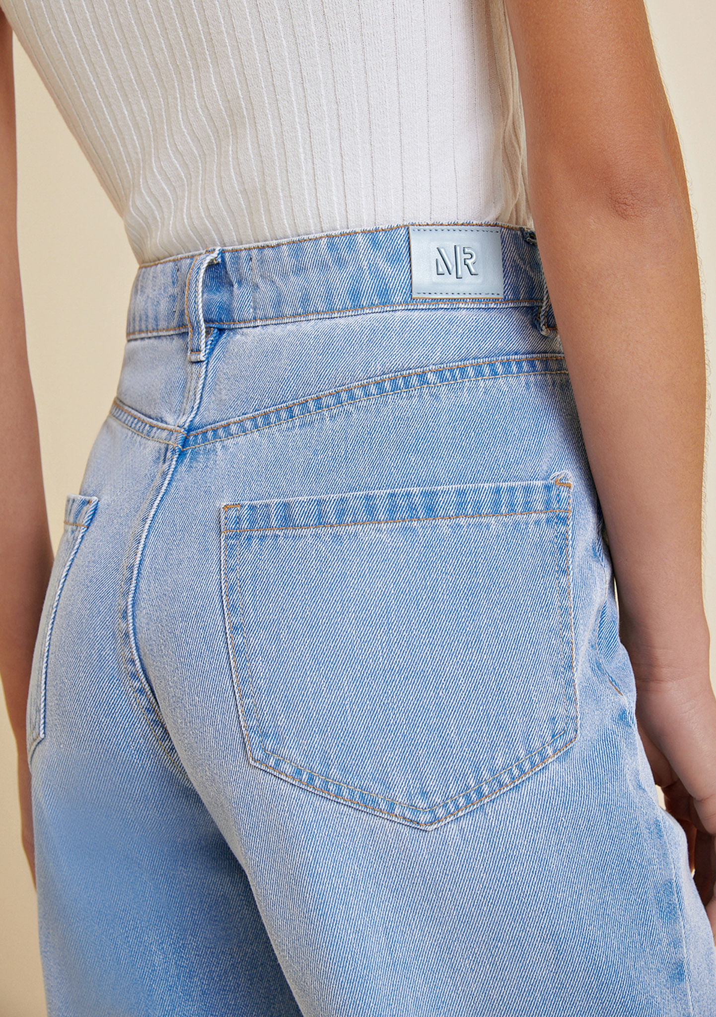 Calca Morena Rosa Reta Renata Cós Alto Barra A Fio Jeans