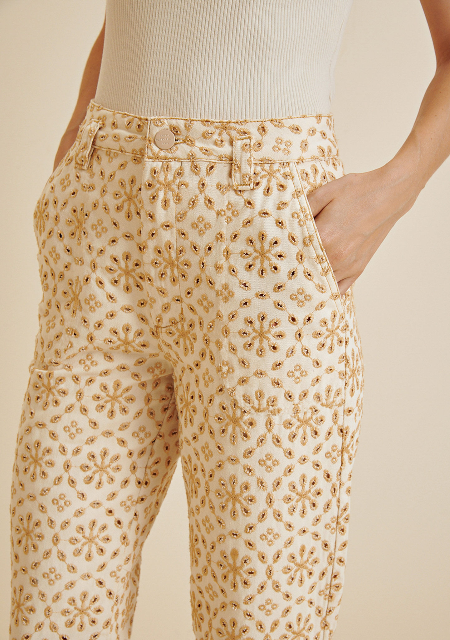 Calça Morena Rosa Reta Renata Cós Alto Bolso Faca Amarelo